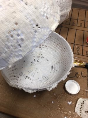 DIY Colander Snowman - The Shabby Tree