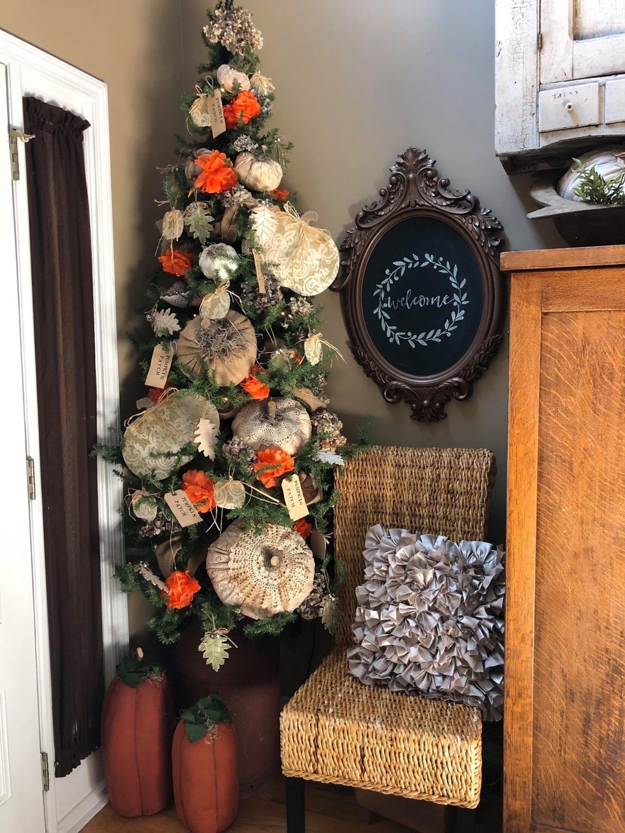 Trees I Keep Up All Year Long - The Shabby Tree