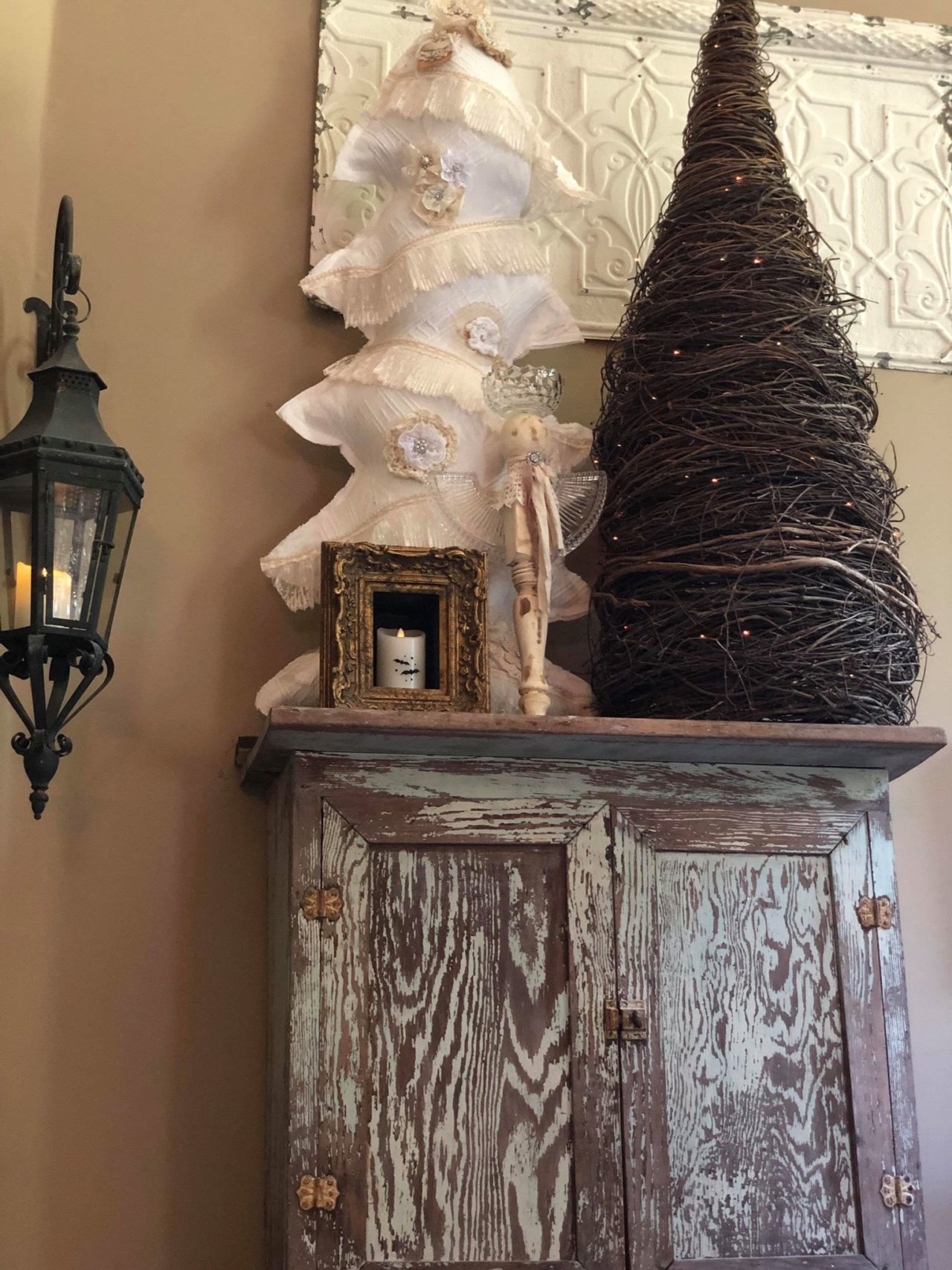 Trees I Keep Up All Year Long - The Shabby Tree