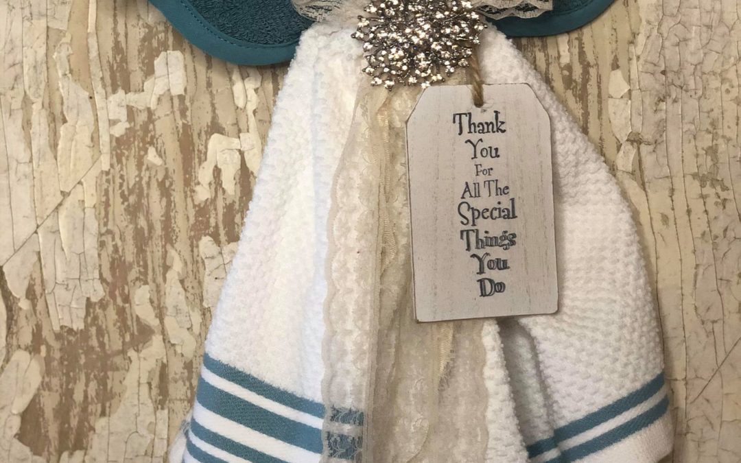 DIY Dish Towel Angel - The Shabby Tree