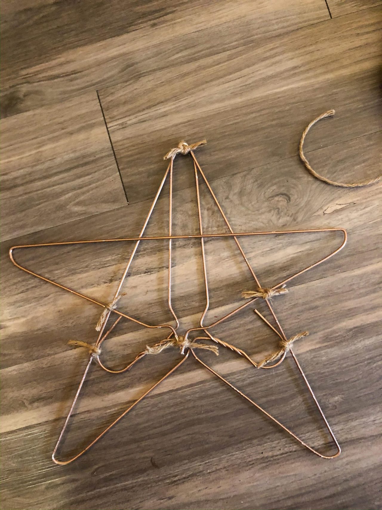 DIY Twine Star - The Shabby Tree