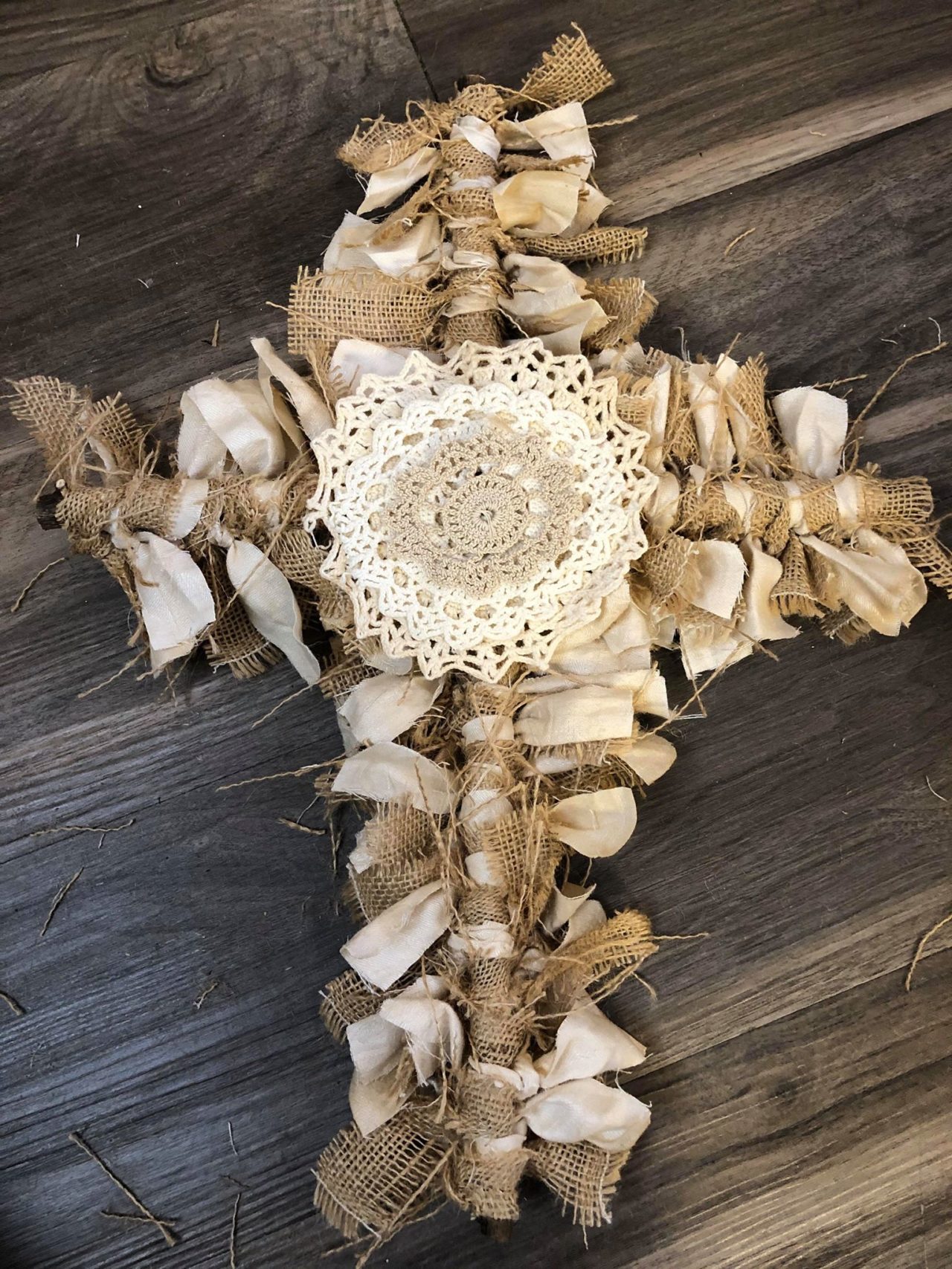 DIY Rag Cross - The Shabby Tree