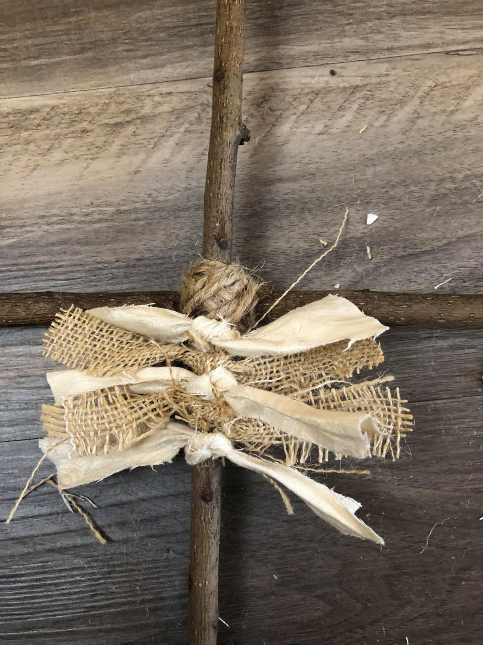 DIY Rag Cross - The Shabby Tree