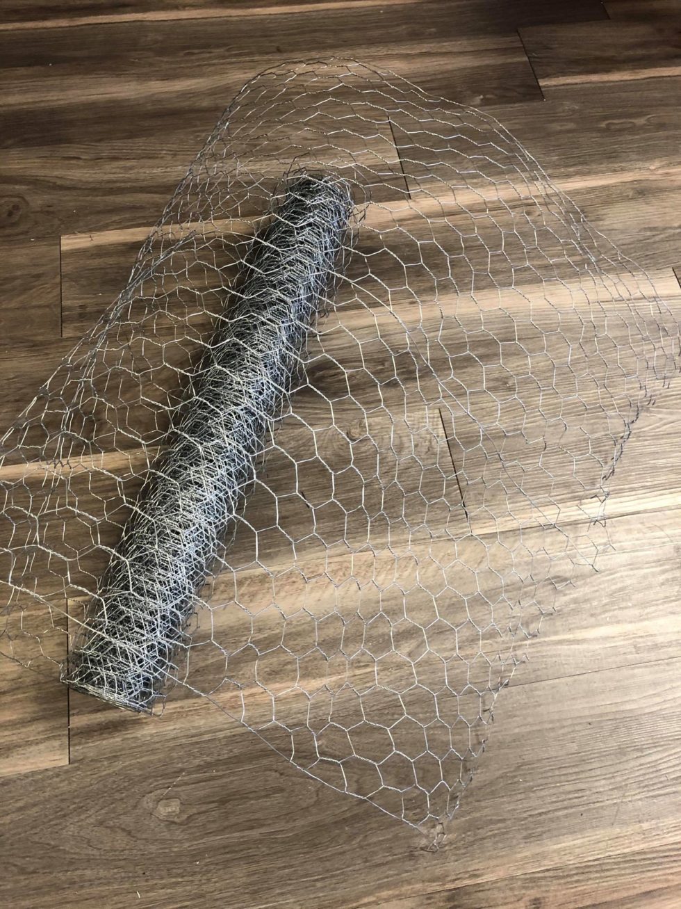 DIY Chicken Wire Tree - The Shabby Tree