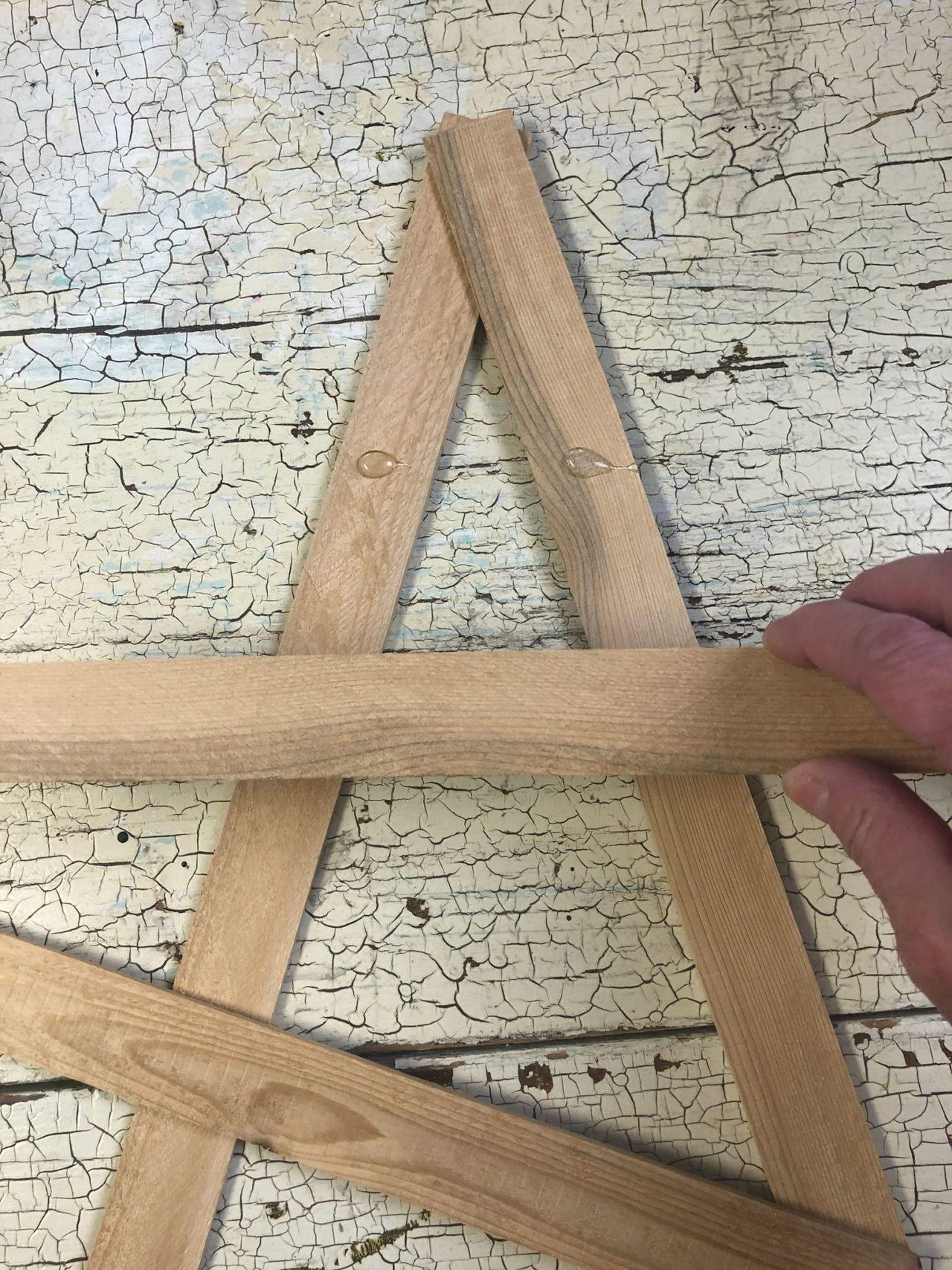 Easy DIY Wooden Star - The Shabby Tree