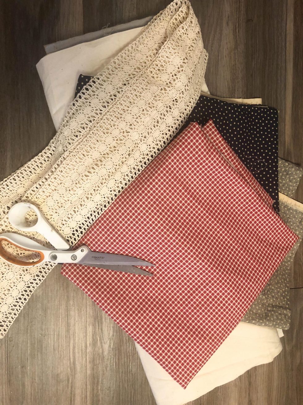 DIY Rag Flag Banner - The Shabby Tree