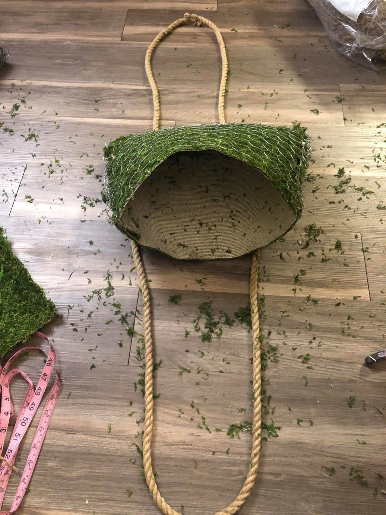 DIY Chicken Wire Garden Bag - The Shabby Tree