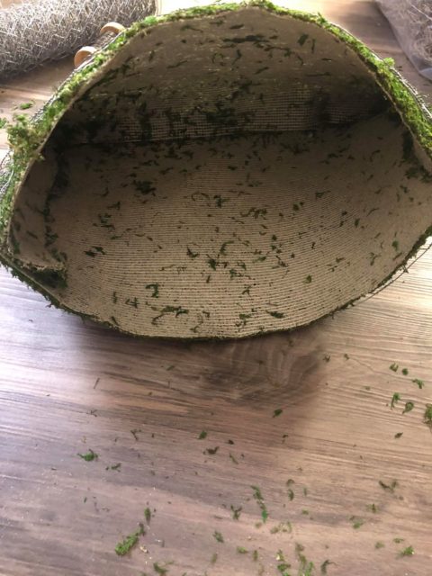DIY Chicken Wire Garden Bag - The Shabby Tree
