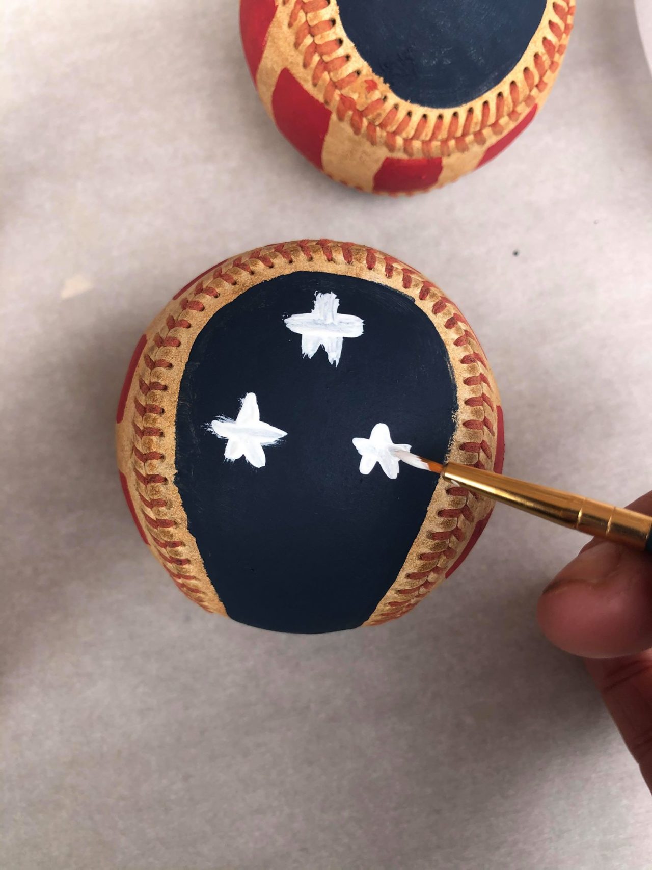 DIY Americana Baseballs - The Shabby Tree