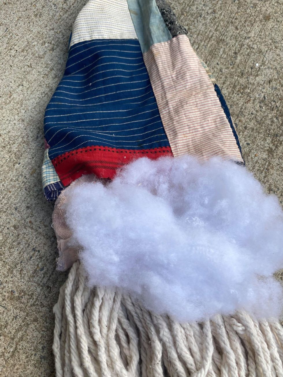 DIY Mop Head Santa - The Shabby Tree
