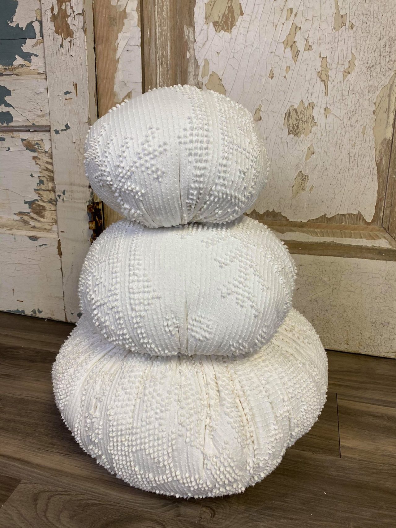 DIY Fabric Snowman - The Shabby Tree