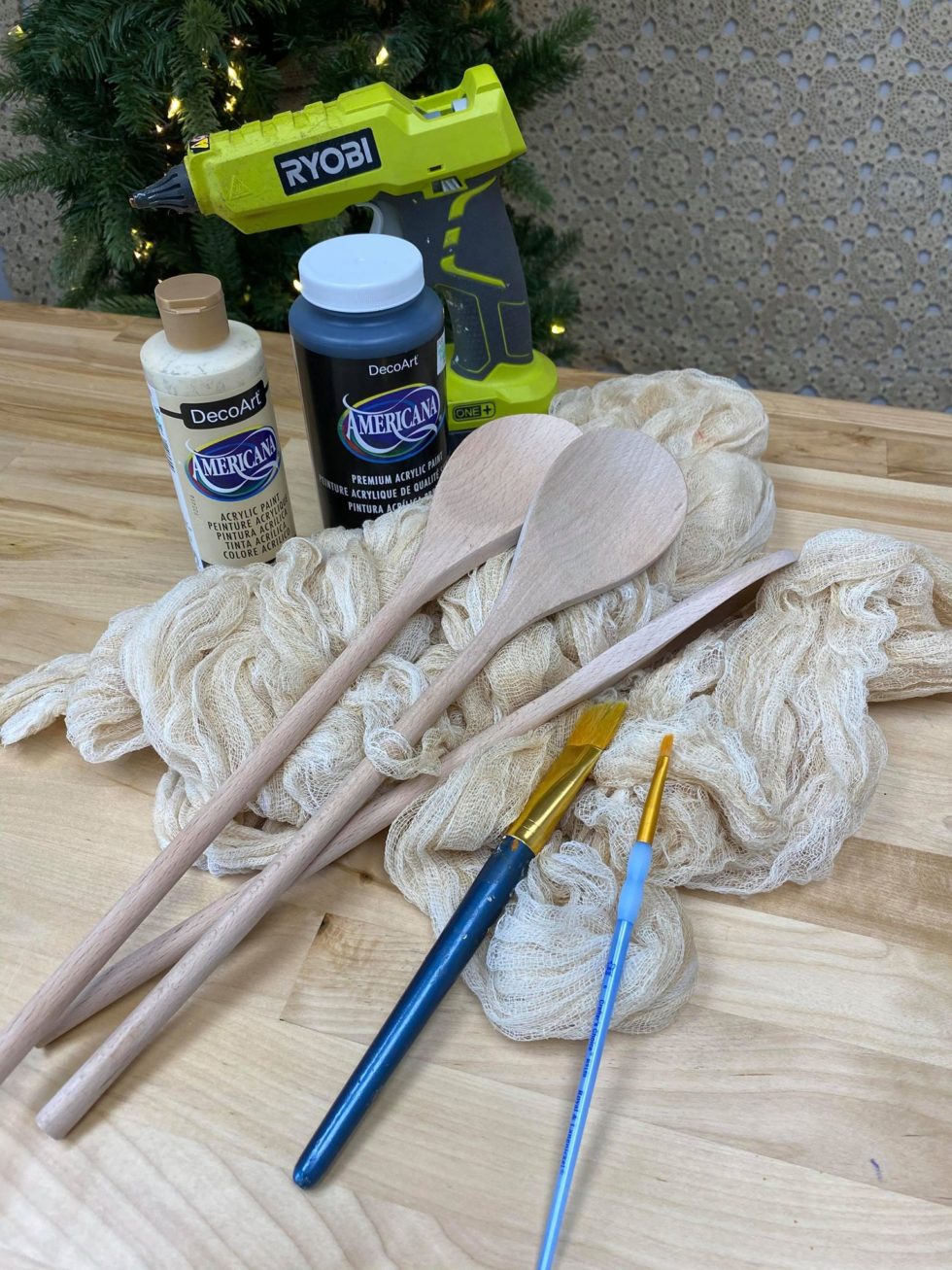 DIY Spoon Ghost - The Shabby Tree