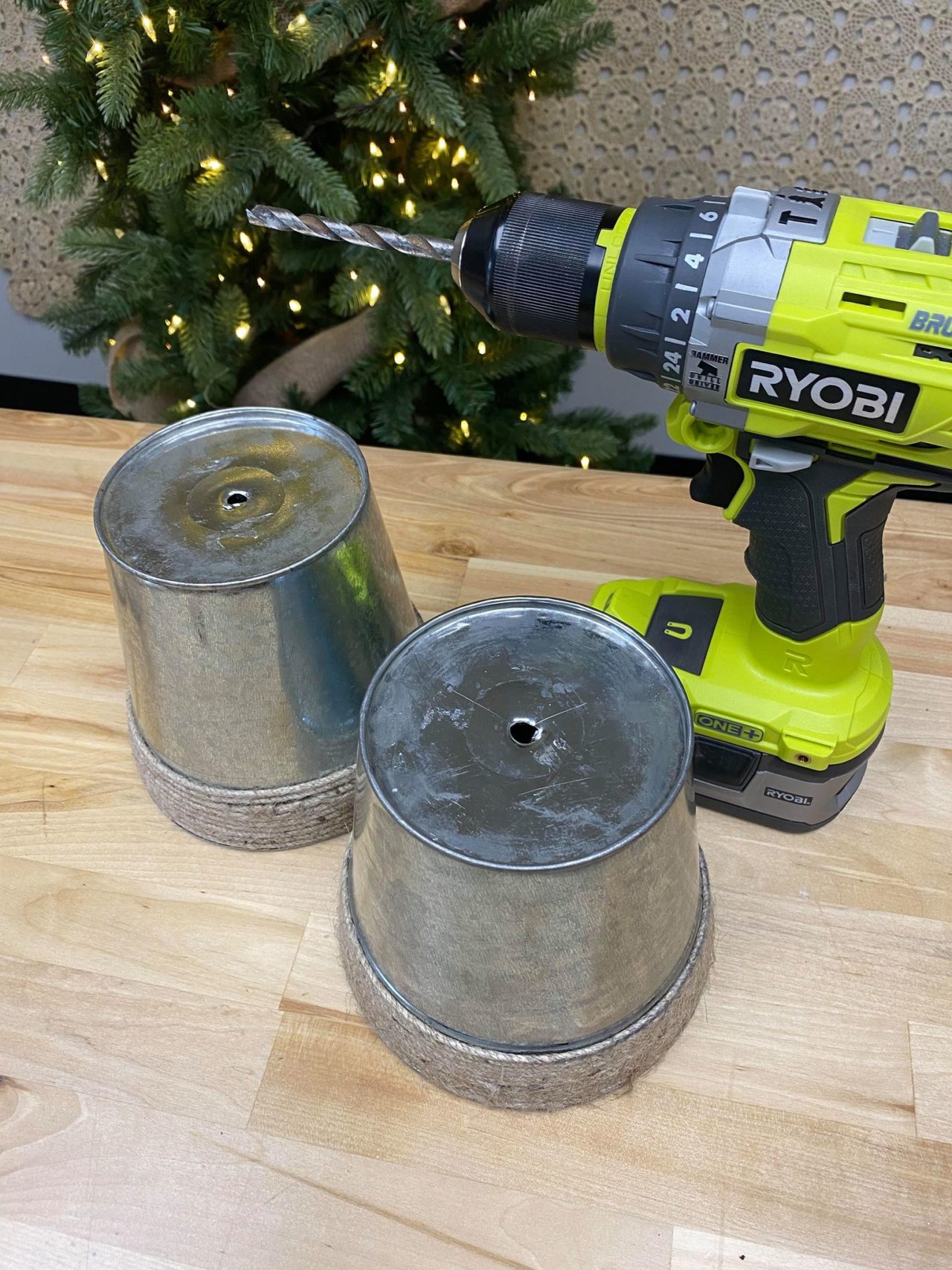 DIY Holiday Bells - The Shabby Tree