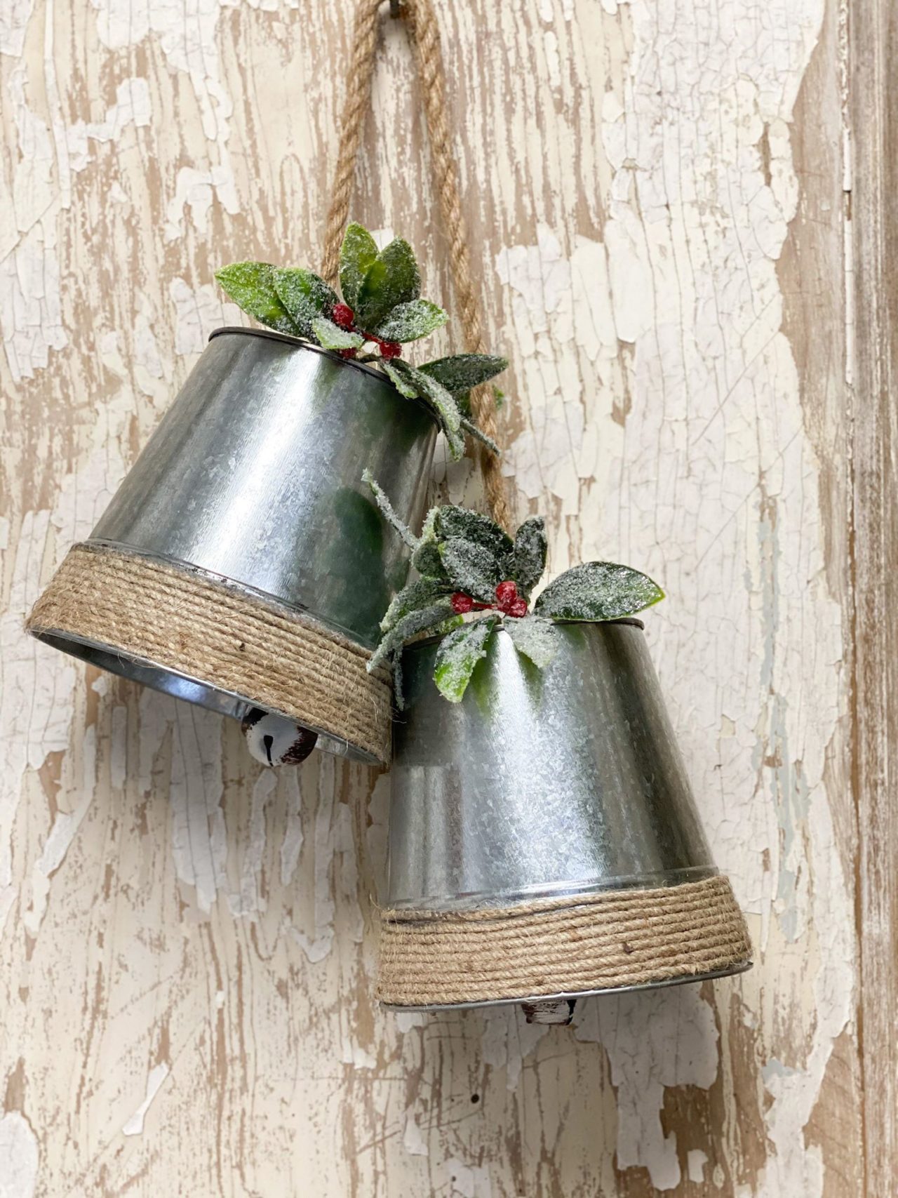 DIY Holiday Bells - The Shabby Tree