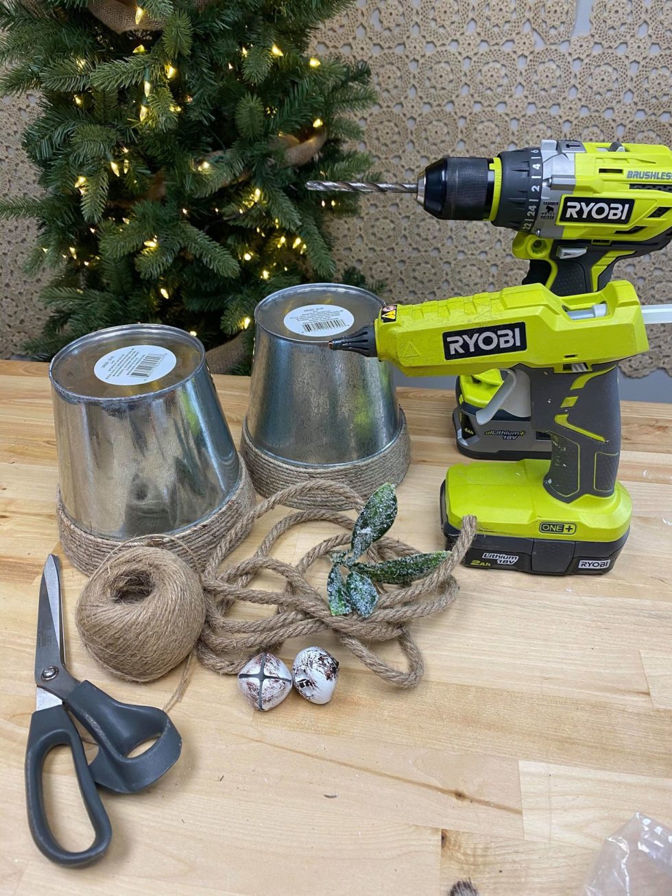 DIY Holiday Bells - The Shabby Tree