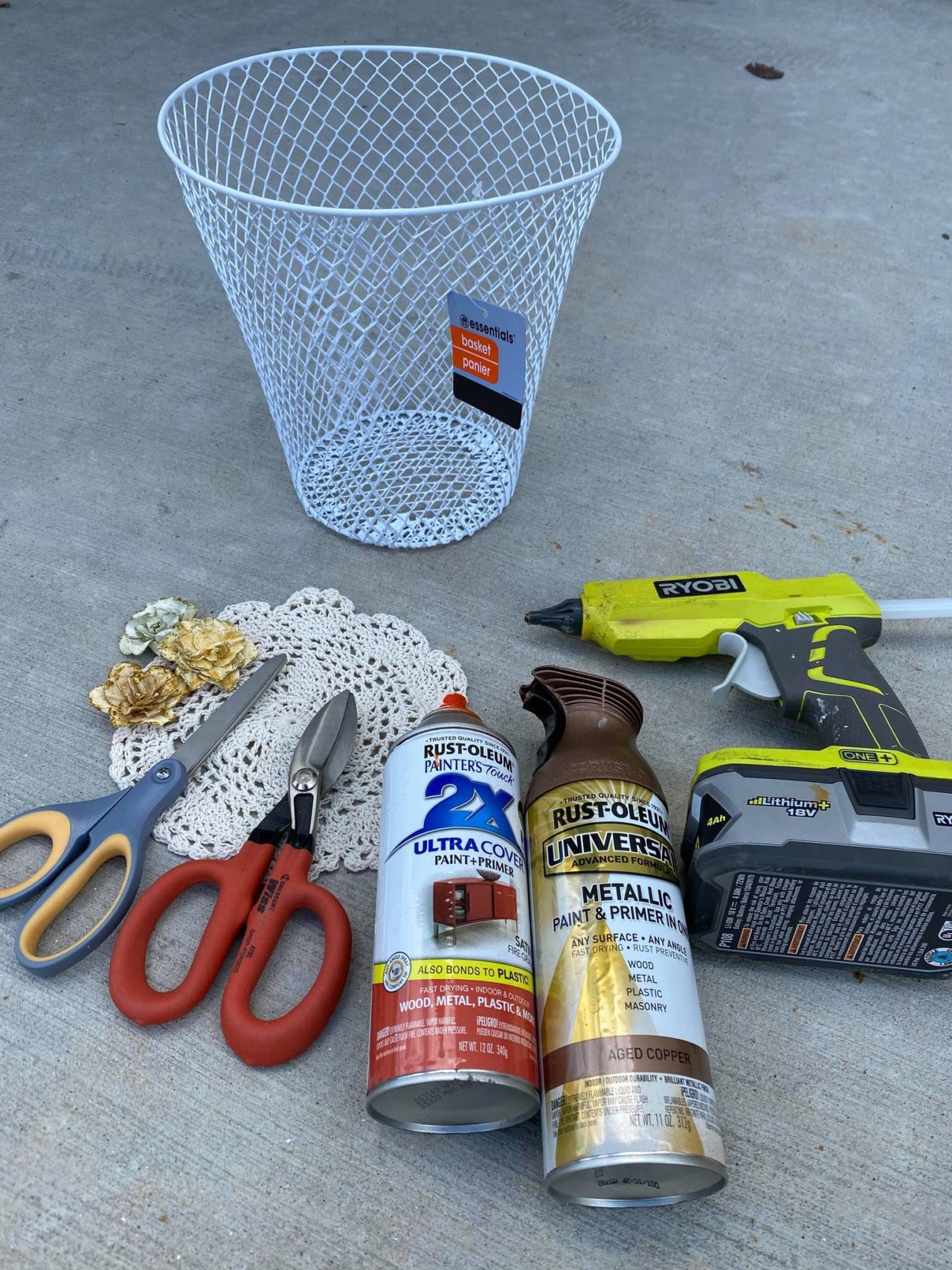 DIY Wire Mesh Pumpkin - The Shabby Tree