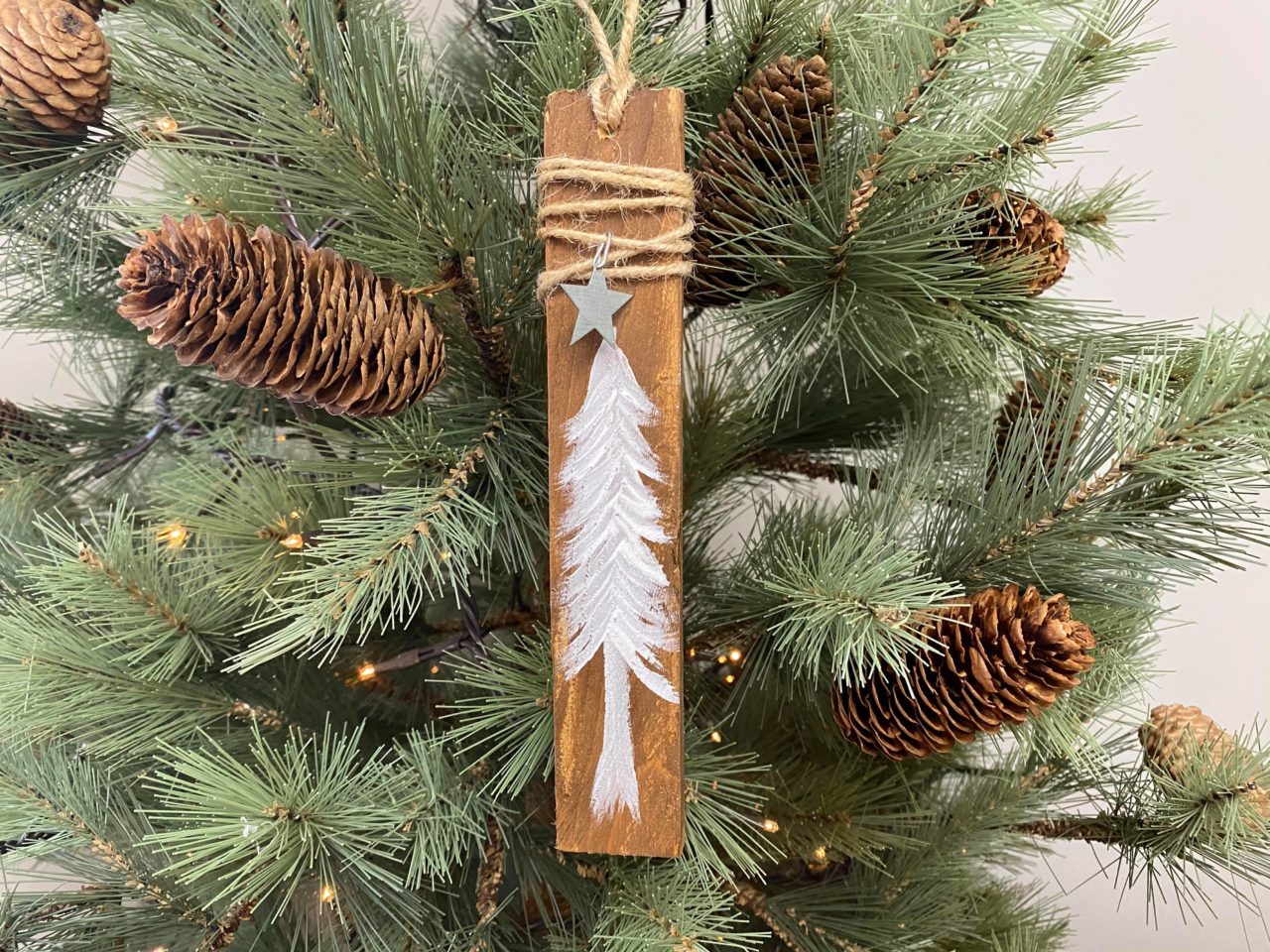 DIY wooden Shim Tree Ornament - The Shabby Tree