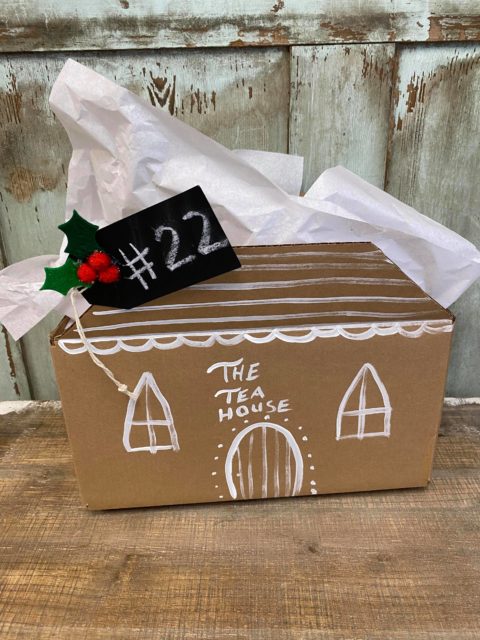 Christmas Gift Ideas That Can Be Given To Almost Anyone - The Shabby Tree