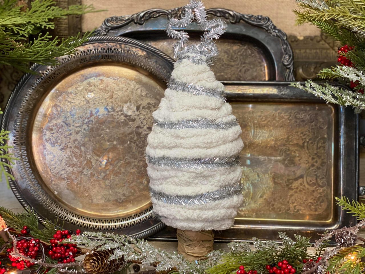 DIY Chunky Yarn Tree - The Shabby Tree