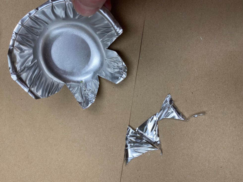 DIY Small Foil Flowers - The Shabby Tree