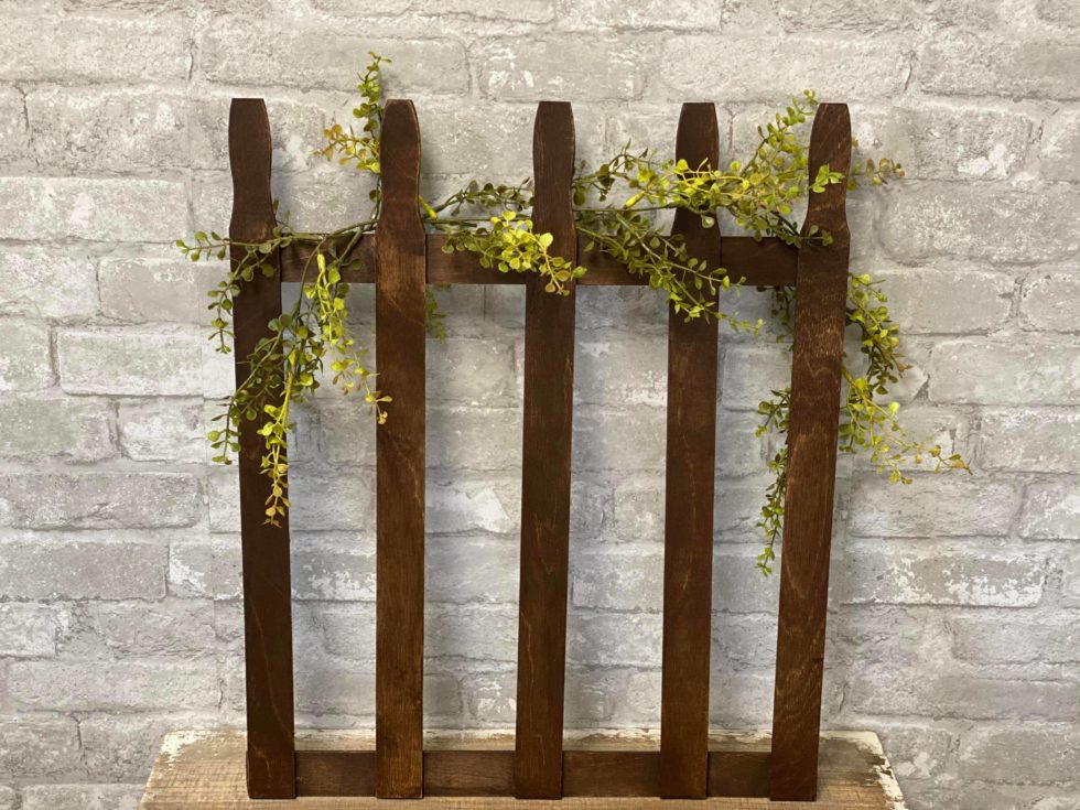 DIY Decorative Picket Fence - The Shabby Tree