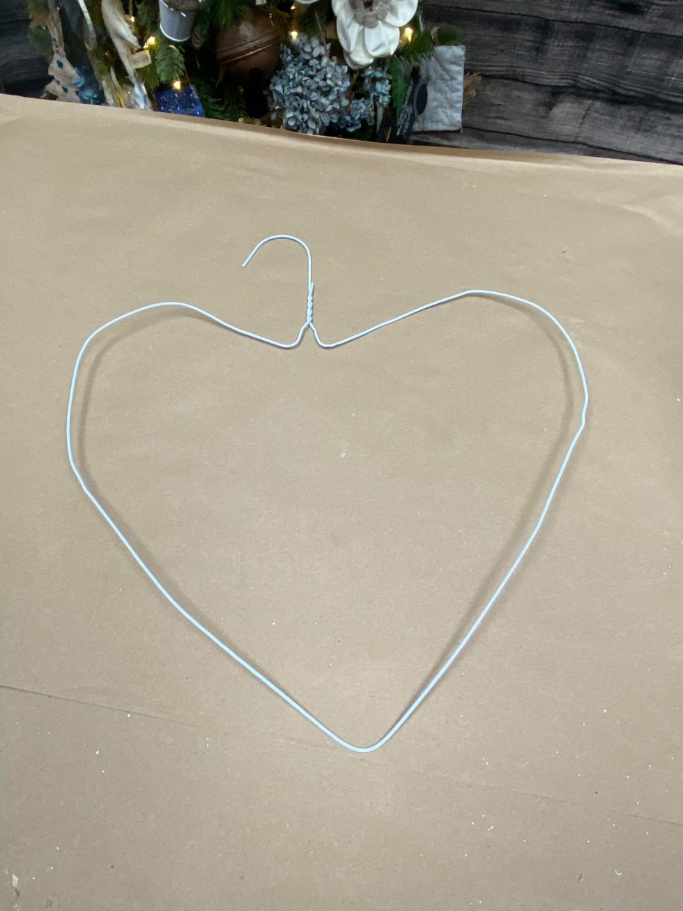Wire Hanger Heart - The Shabby Tree