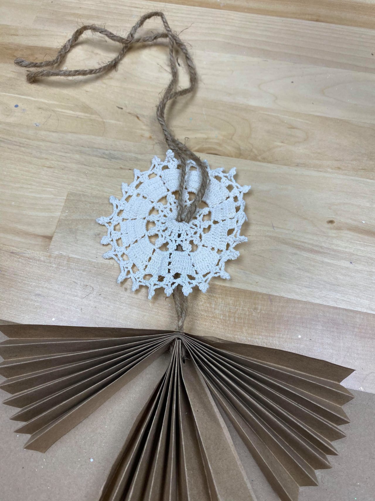 DIY Paper Angel With Accordion Fold - The Shabby Tree