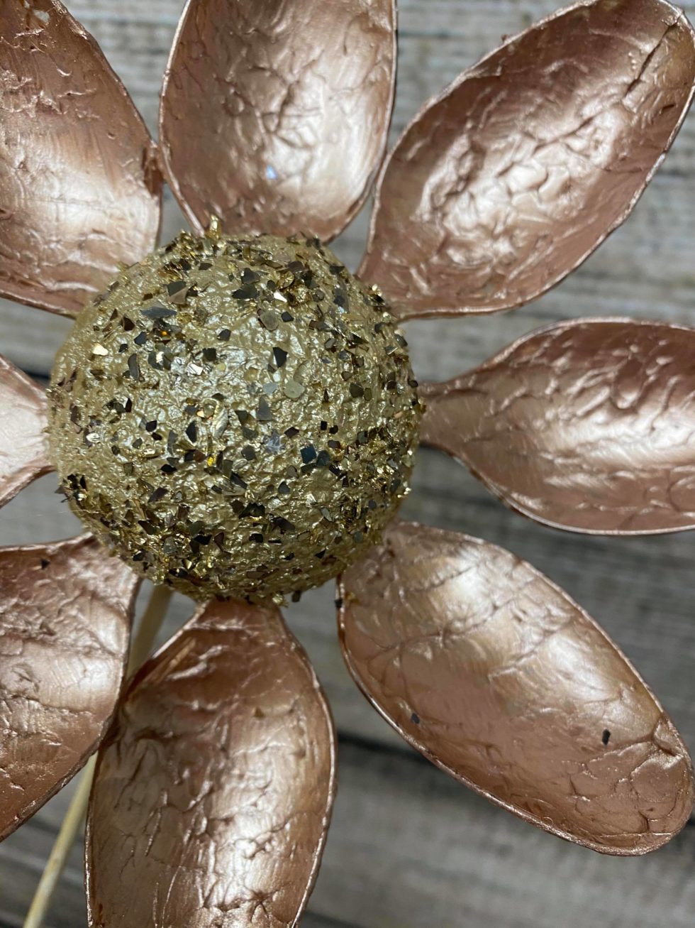 DIY Spoon Flower - The Shabby Tree