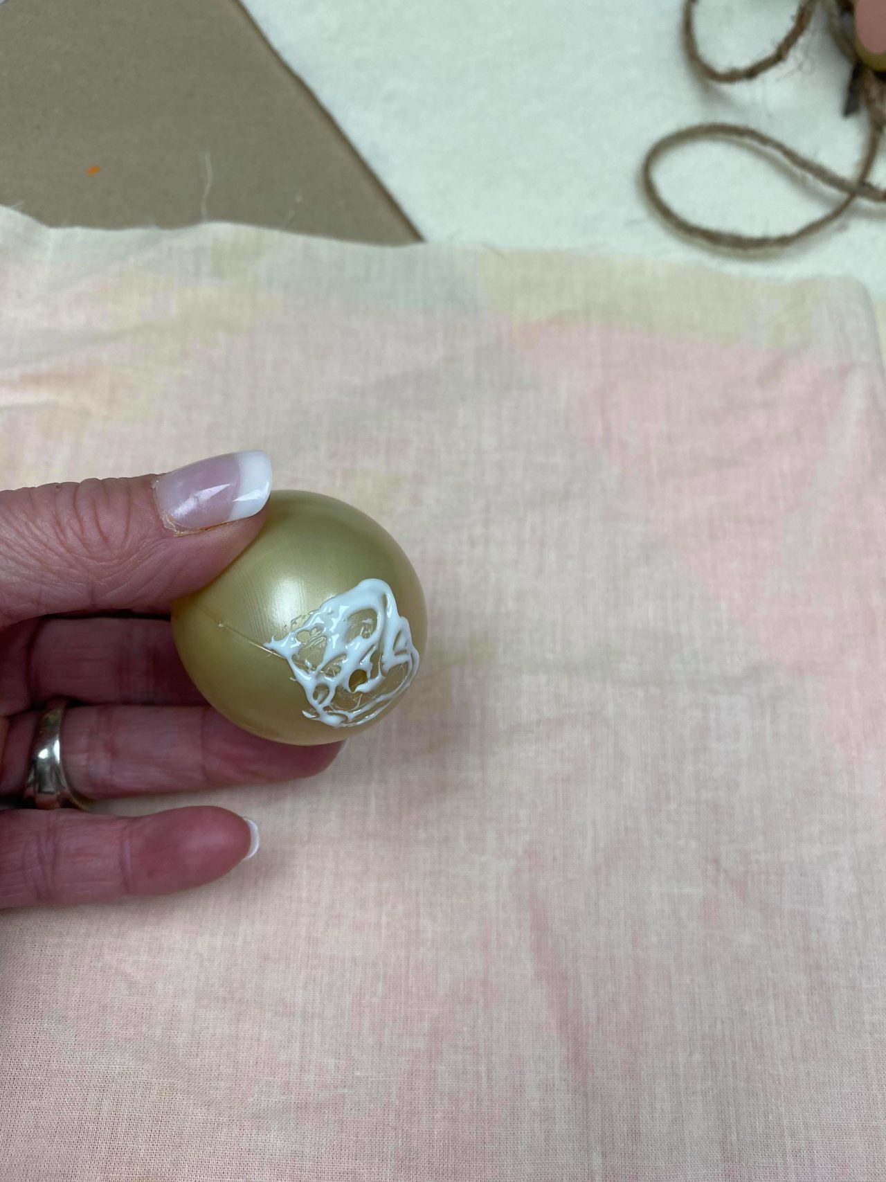 DIY Egg Bunny Heads - The Shabby Tree