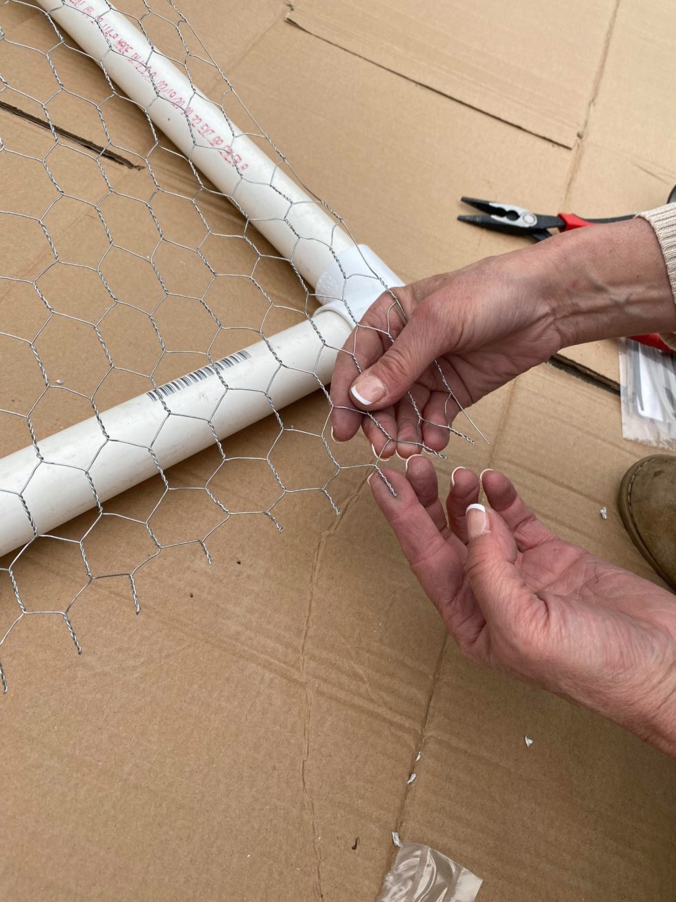 DIY Faux Metal Gate - The Shabby Tree