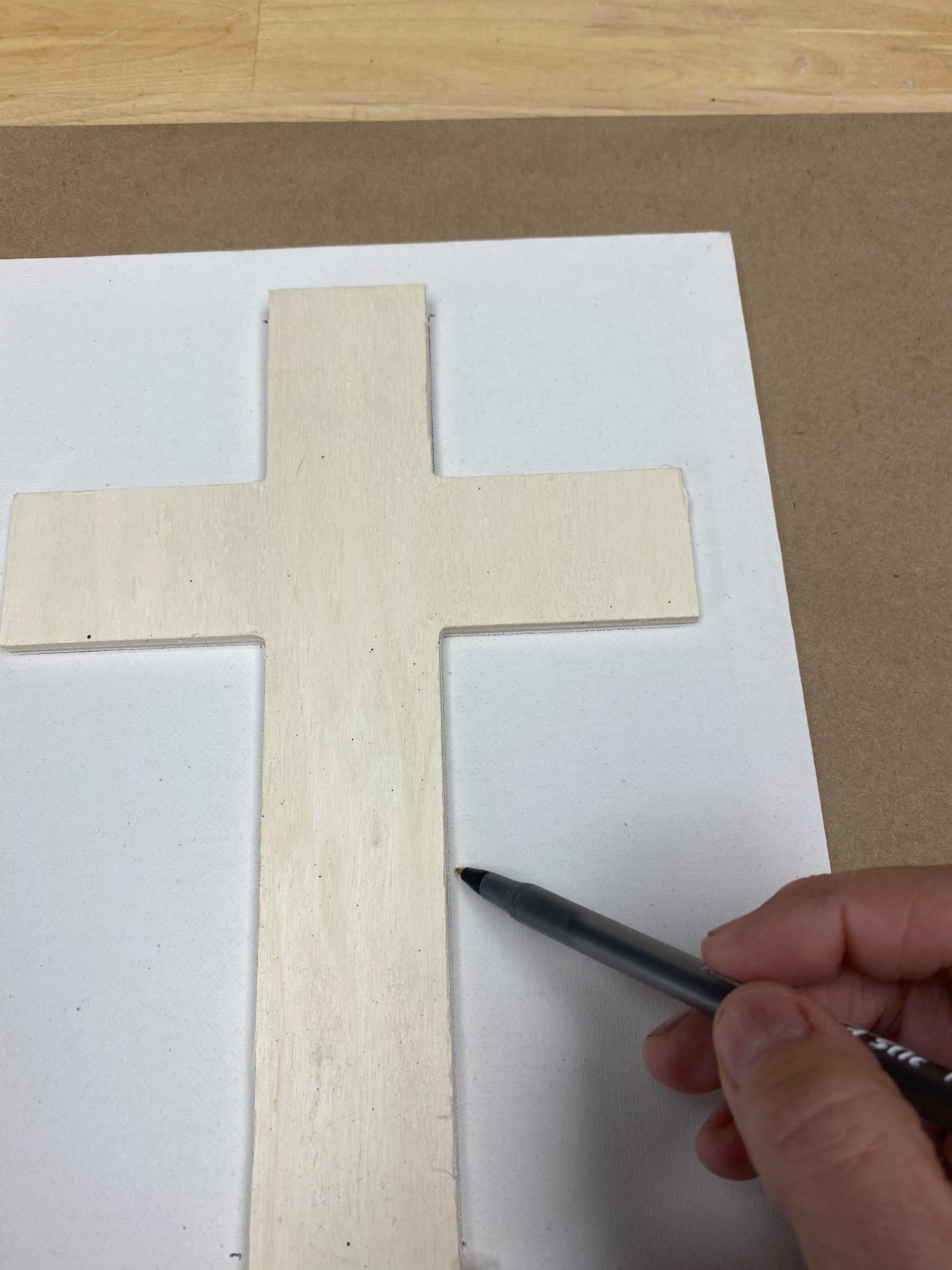 DIY Dollar Tree Canvas Cross - The Shabby Tree