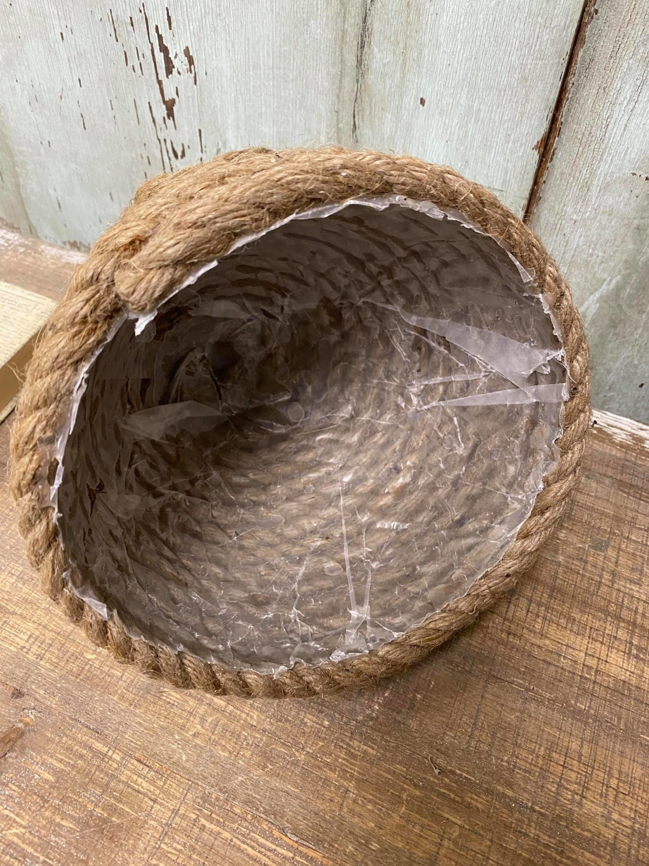 DIY Jute Bee Hive - The Shabby Tree