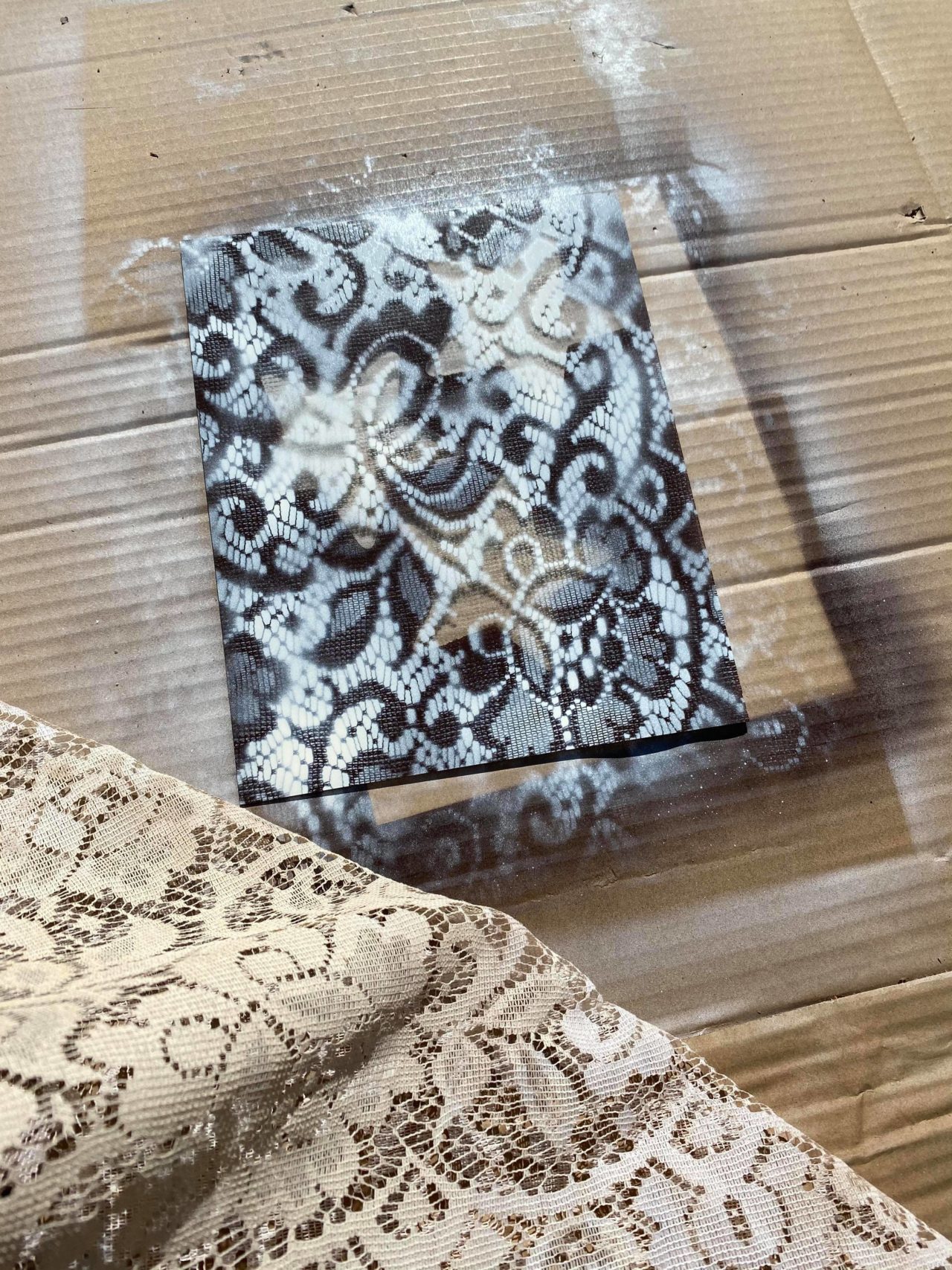 Creating Lace Images On Glass - The Shabby Tree