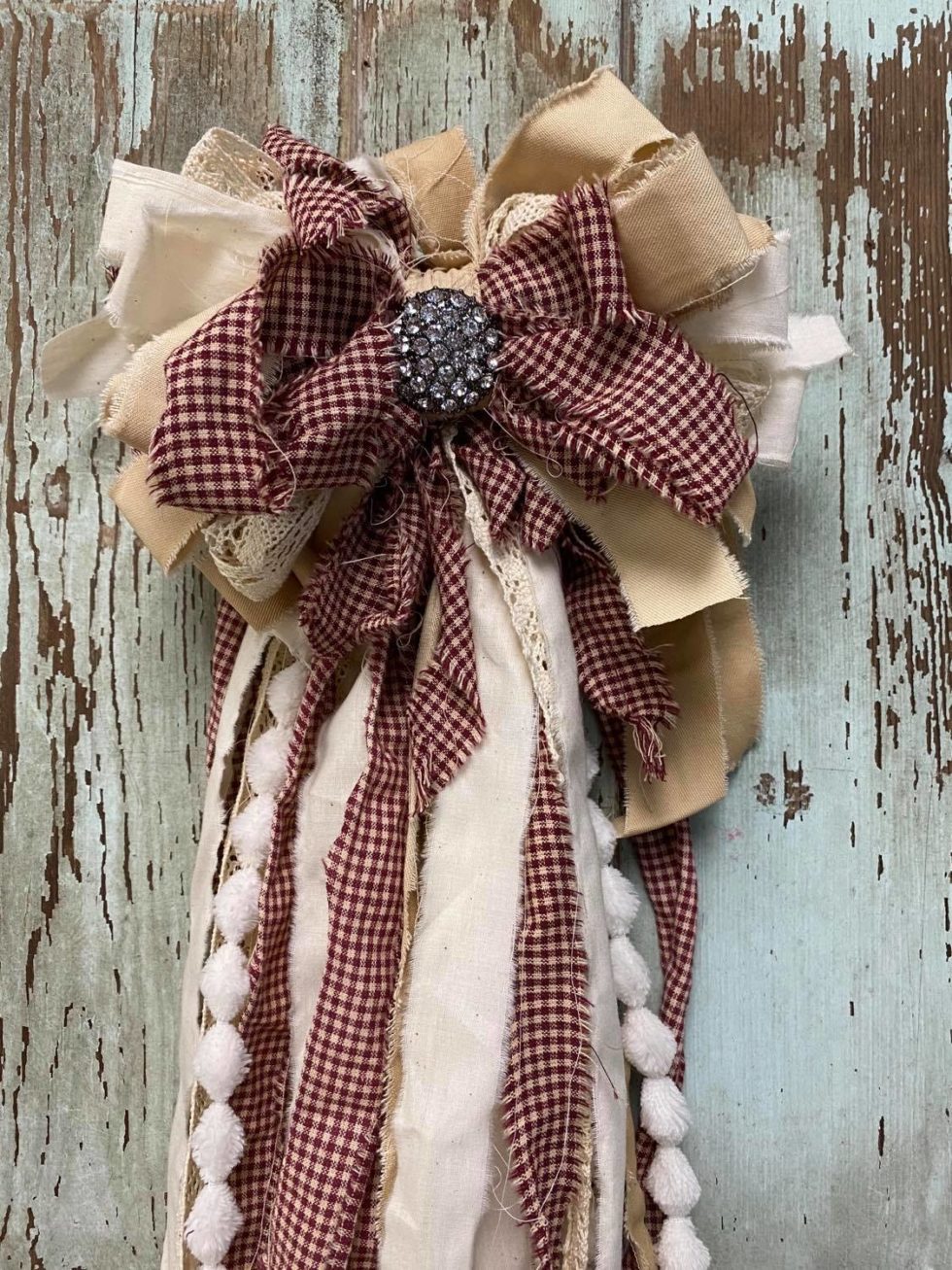 DIY Primitive Rag Bow - The Shabby Tree