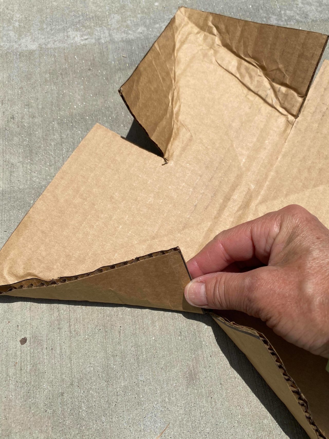 DIY 3D Cardboard Star - The Shabby Tree