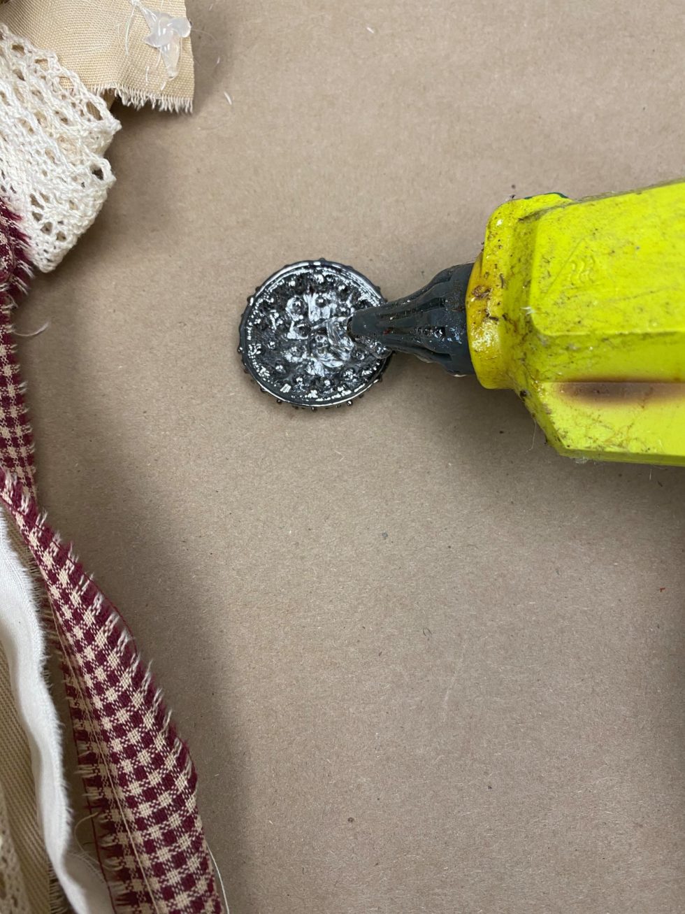 DIY Primitive Rag Bow - The Shabby Tree