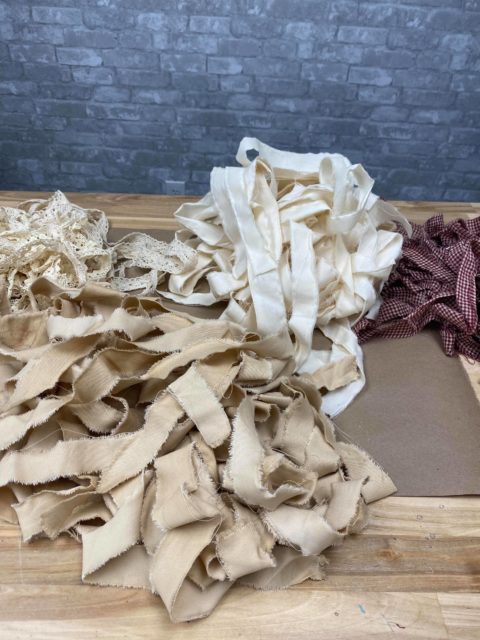 DIY Primitive Rag Bow - The Shabby Tree