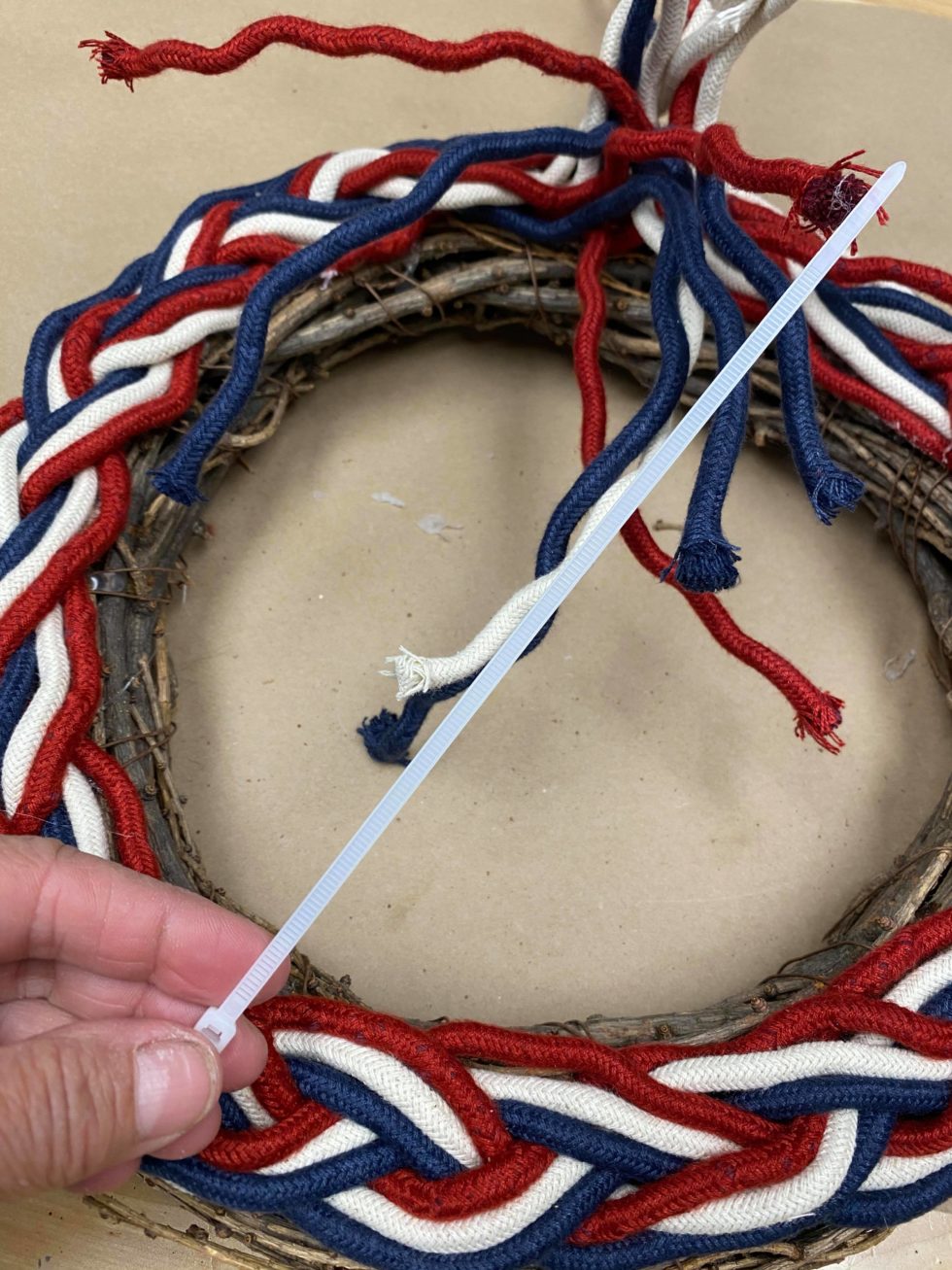 DIY Braided Americana Wreath - The Shabby Tree