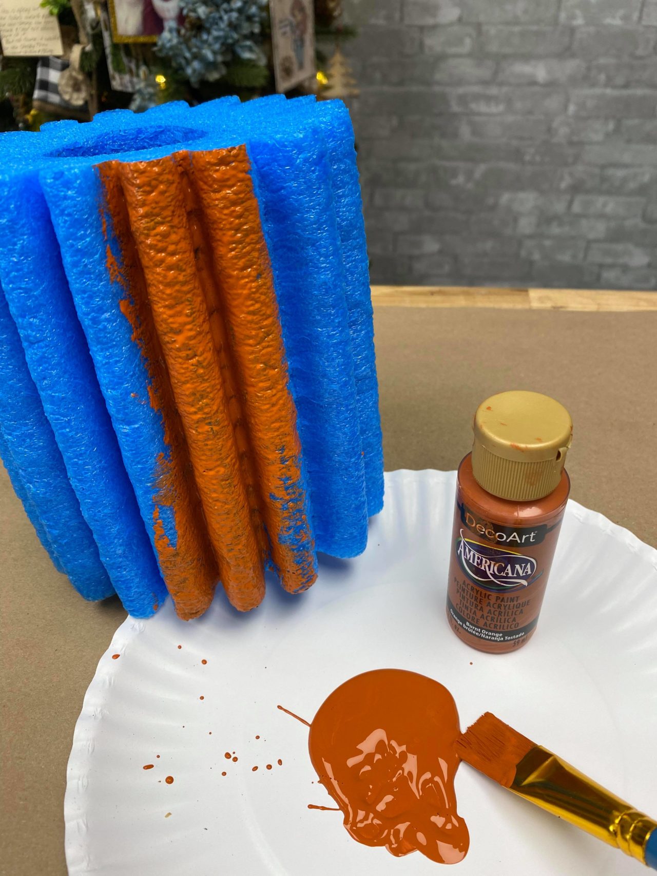 DIY Noodle Booster Pumpkin - The Shabby Tree