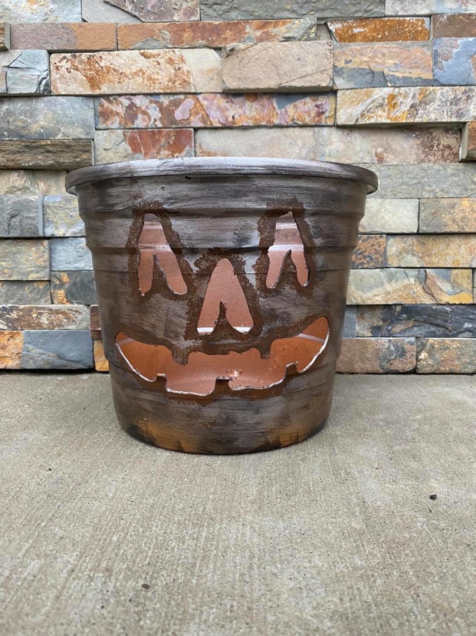 DIY Jack-O-Lantern Bucket - The Shabby Tree