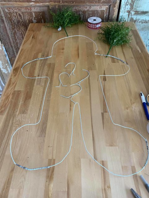 DIY Metal Gingerbread Man - The Shabby Tree