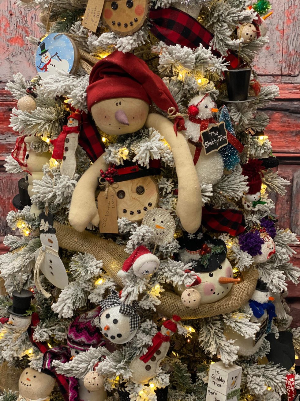 Snowman Tree “2021” - The Shabby Tree