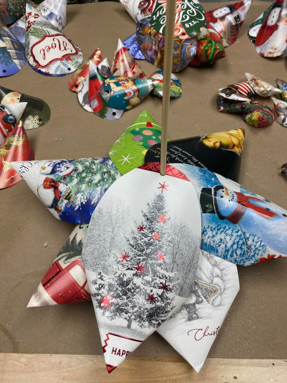 Christmas Card Tree Craft - The Shabby Tree