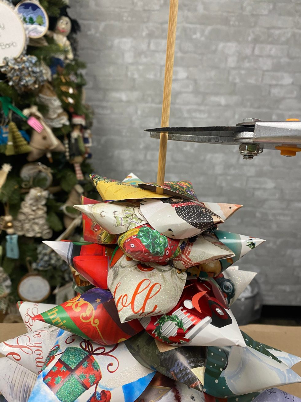 Christmas Card Tree Craft - The Shabby Tree