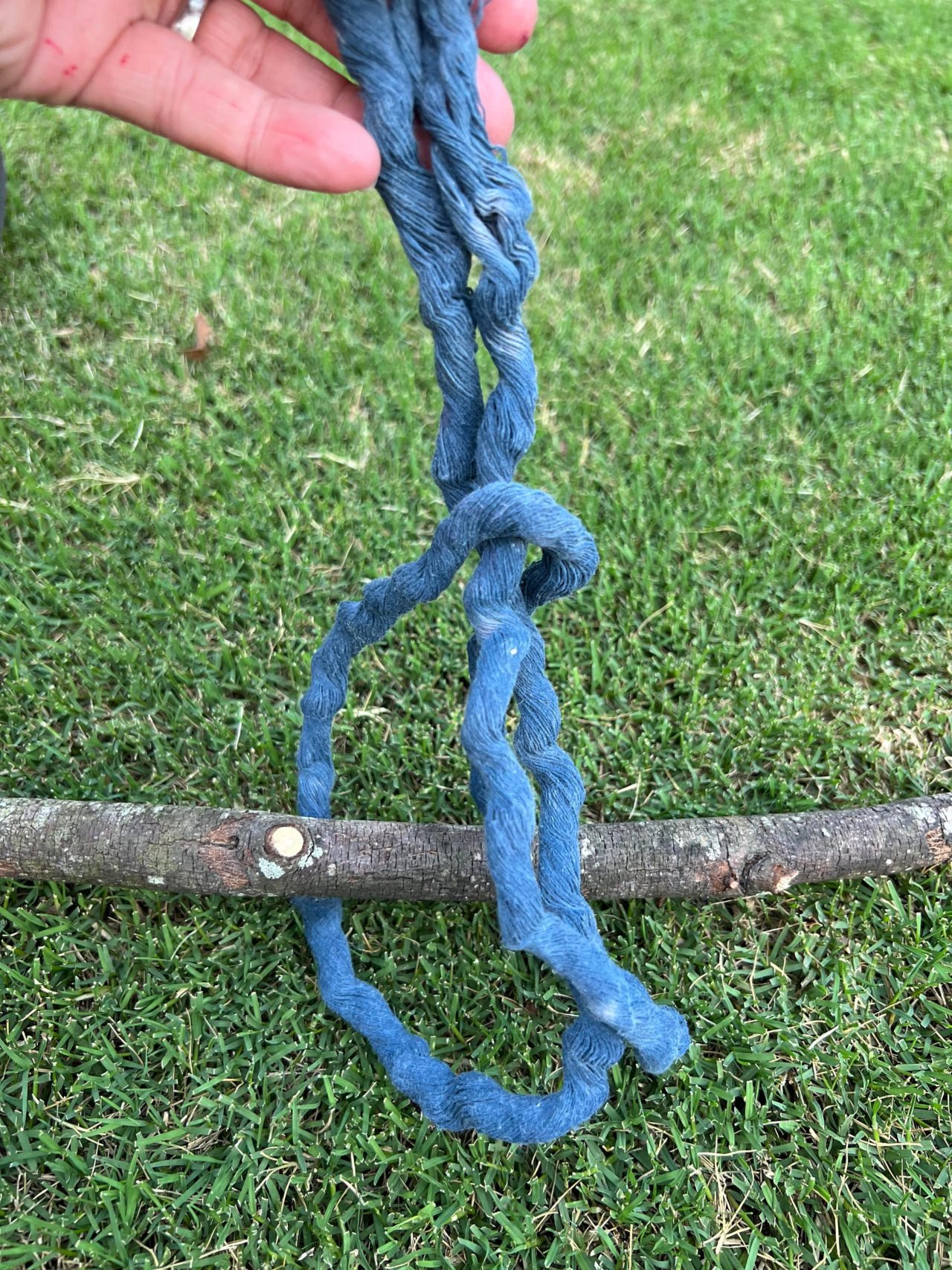 DIY Flag Using Nautical Rope - The Shabby Tree