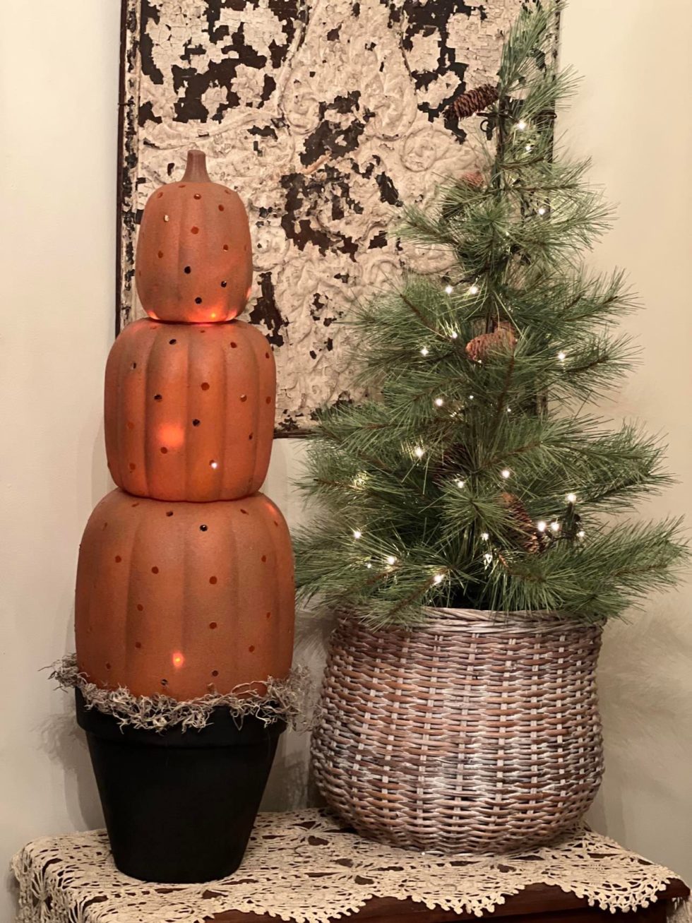 Stacked Pumpkin Makeover - The Shabby Tree