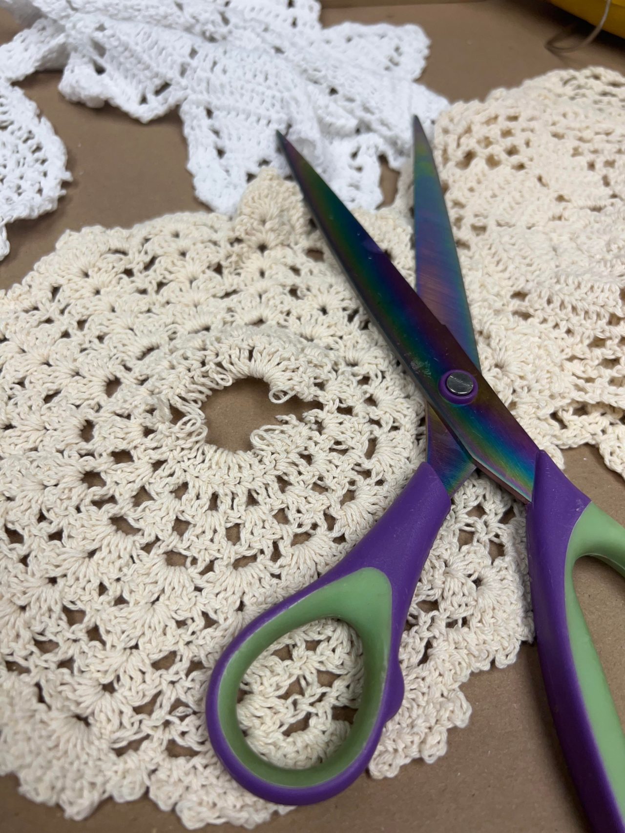 DIY Tree Using Doilies - The Shabby Tree