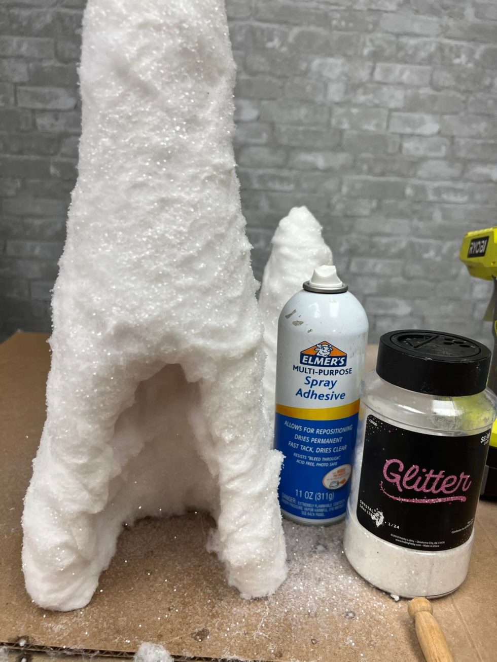 DIY Snow Scene - The Shabby Tree