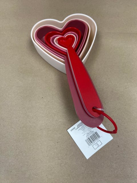 Valentine Craft Using Target Measuring Cups - The Shabby Tree