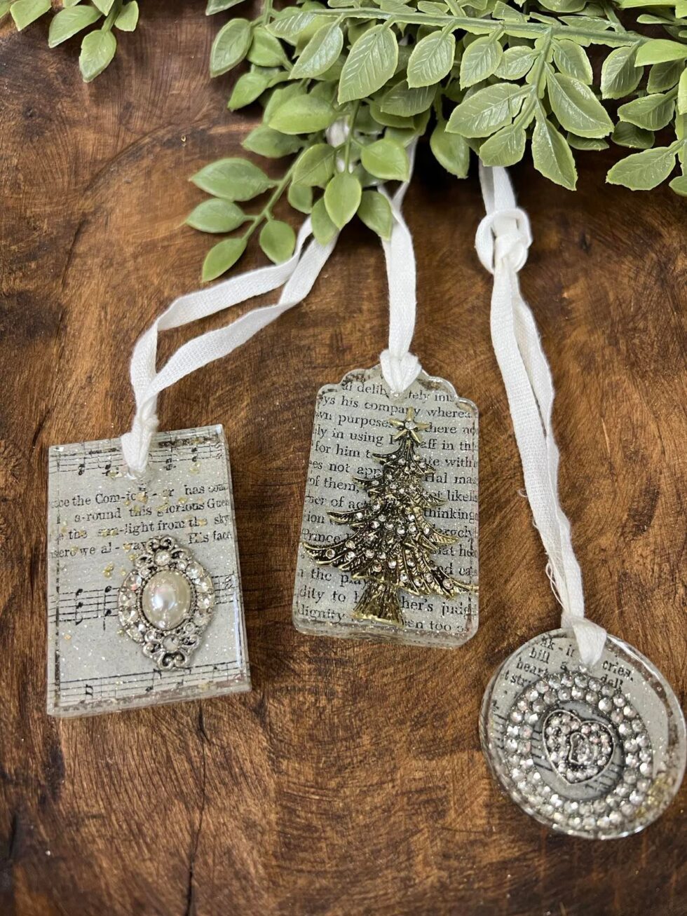 Resin Charm Craft - The Shabby Tree